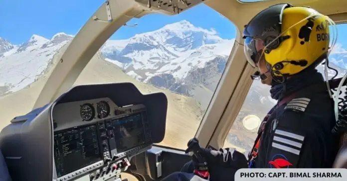 Why Do Helicopter Pilots Wear Helmets? Why Do Helicopter Pilots Wear Helmets?